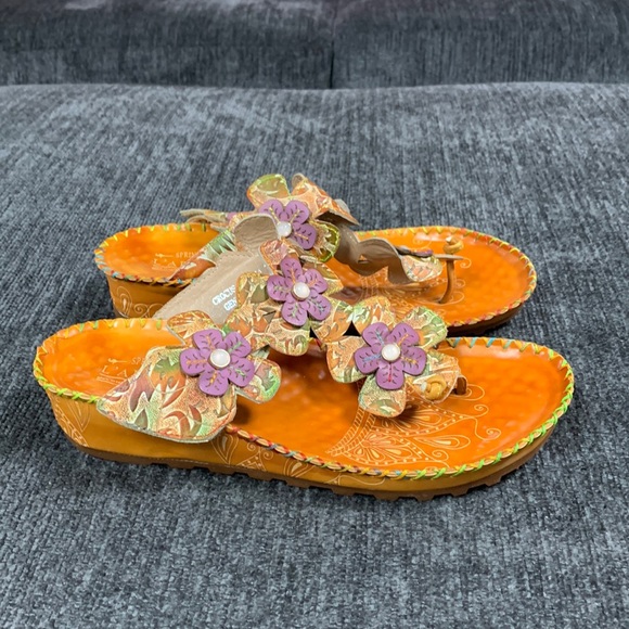 L’Artiste | Shoes | Lartiste Spring Step Velcro Floral Sandals Size 4 ...